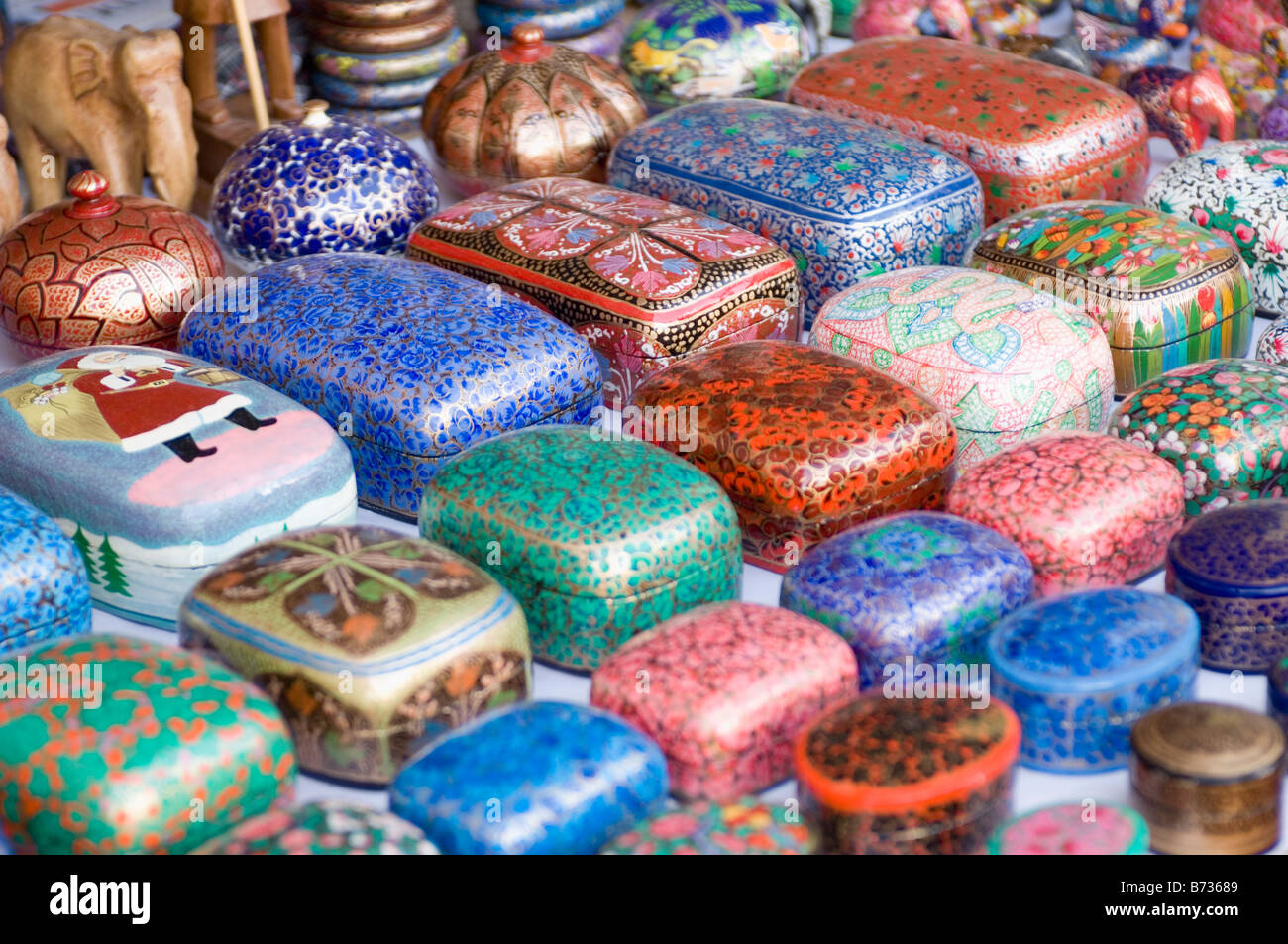 Assorted containers at a market stall Stock Photo - Alamy