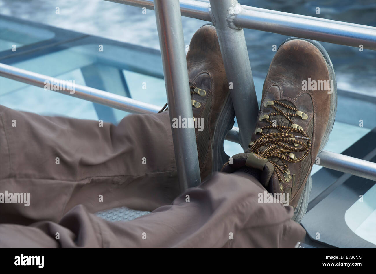 Rest tramp people adventure exploration hi-res stock photography and ...