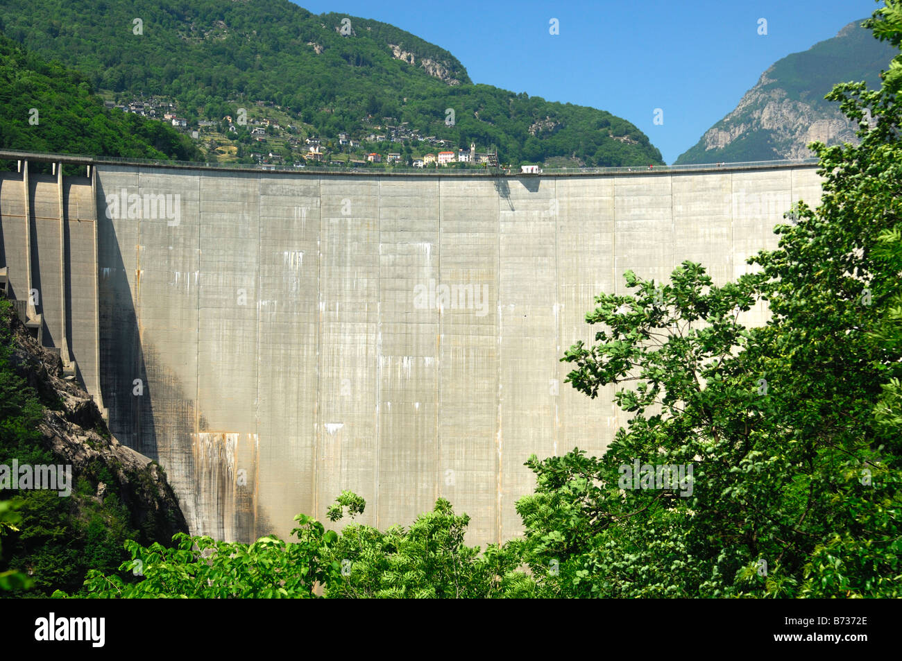 Contra Dam with spillway, arch dam of the lake Lago di Vogorno in the ...