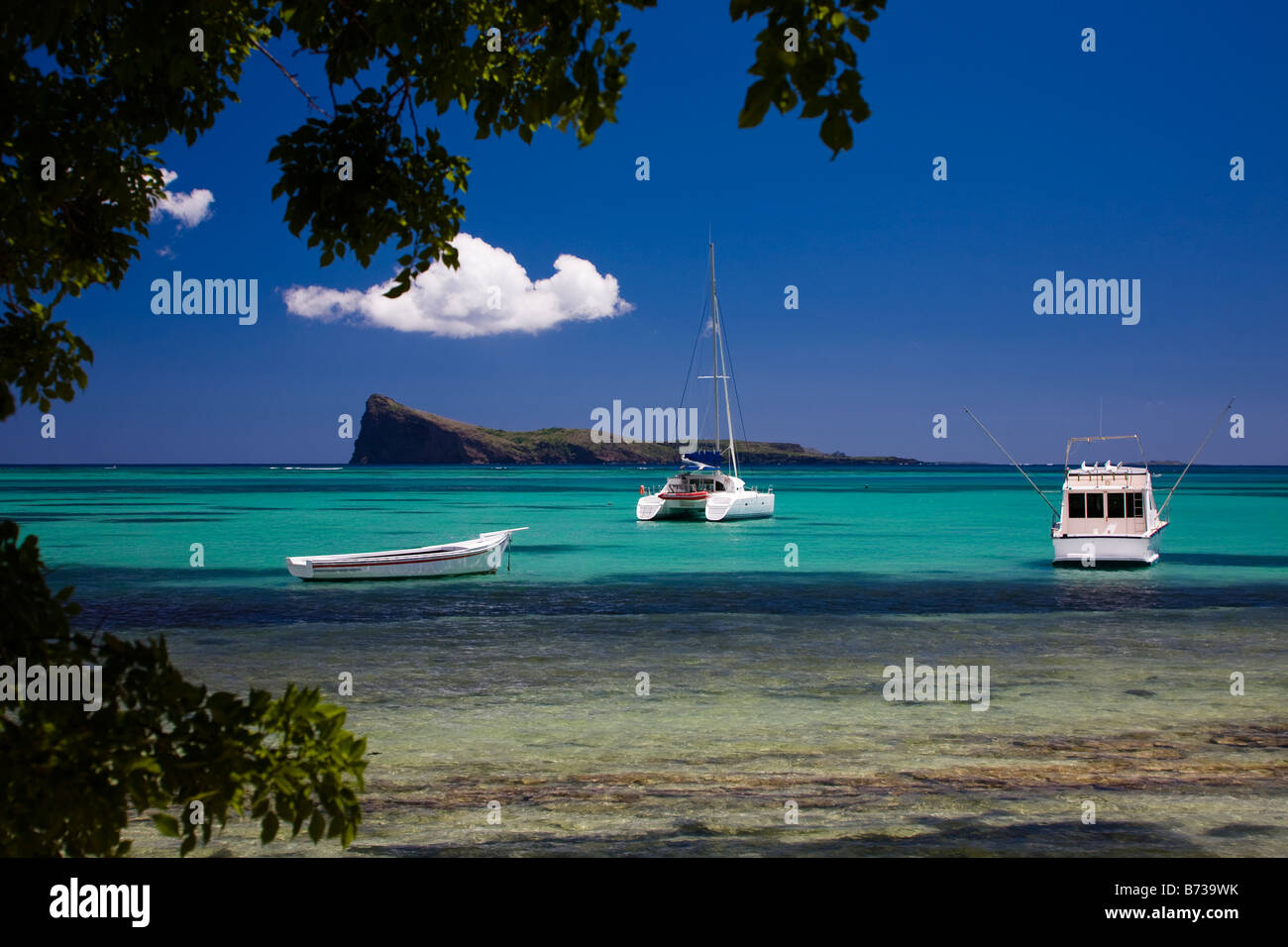 Island of Coin de Mire also known as Gunners Quoin Indian Ocean ...