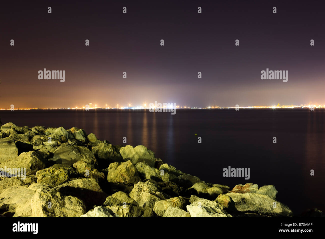 Cadiz at night as seen from Puerto Sherry 2008 Stock Photo - Alamy