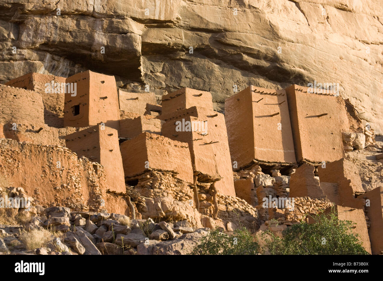 Adobe dwellings hi-res stock photography and images - Alamy