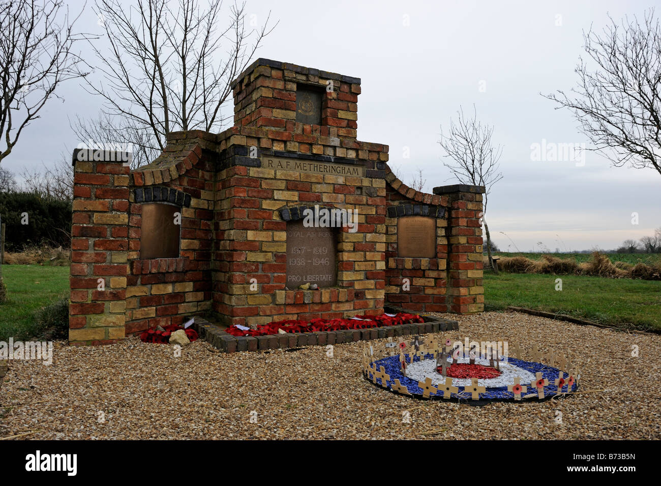 106 Squadron Memorial Metheringham Stock Photo - Alamy