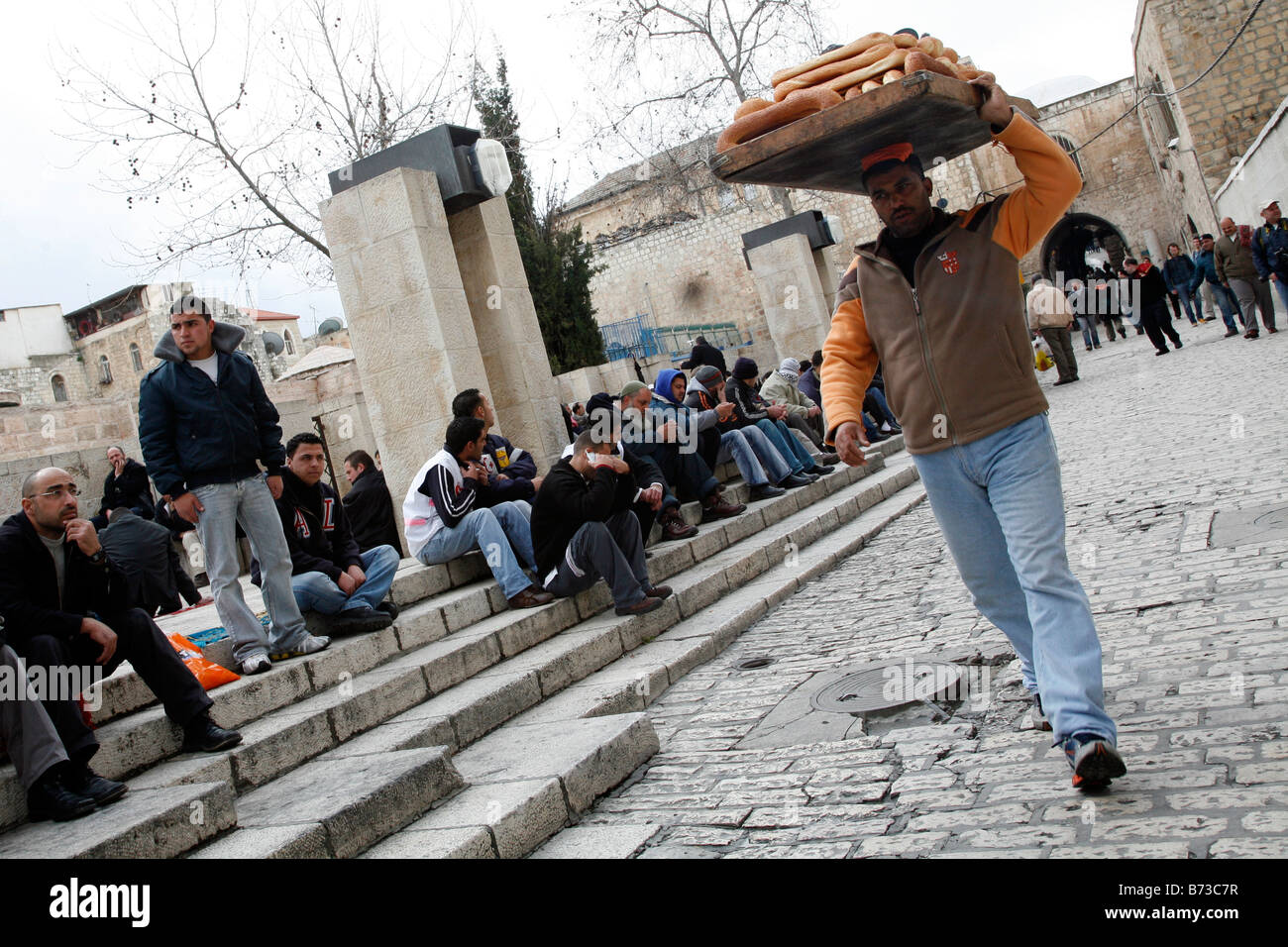 Palestinian men hi-res stock photography and images - Alamy