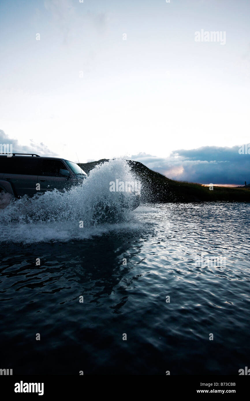 Road splash hi-res stock photography and images - Alamy
