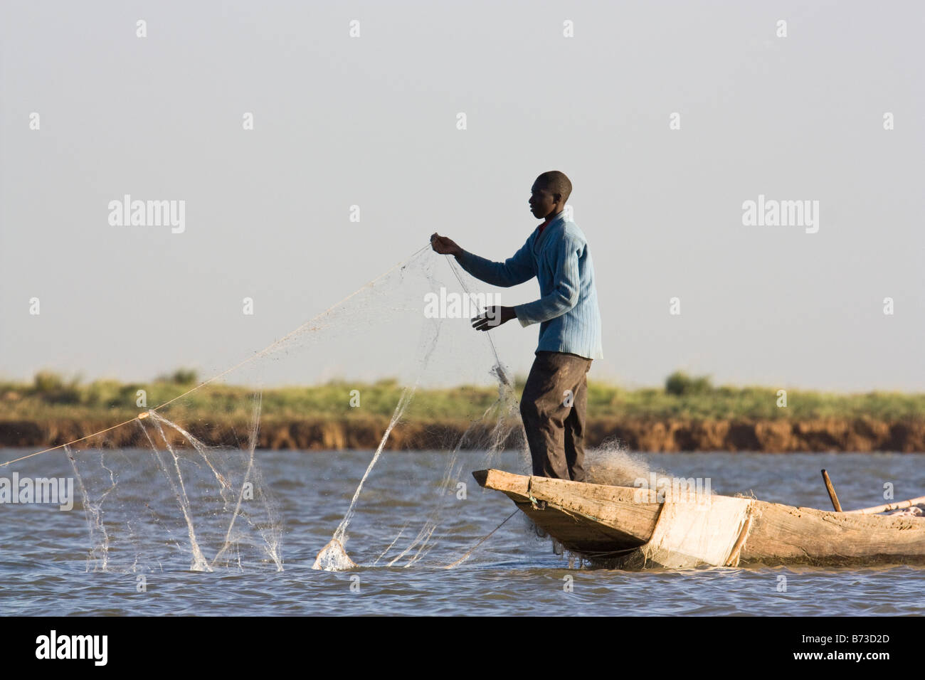Fishing in the Niger River near Mopti Stock Photo - Alamy