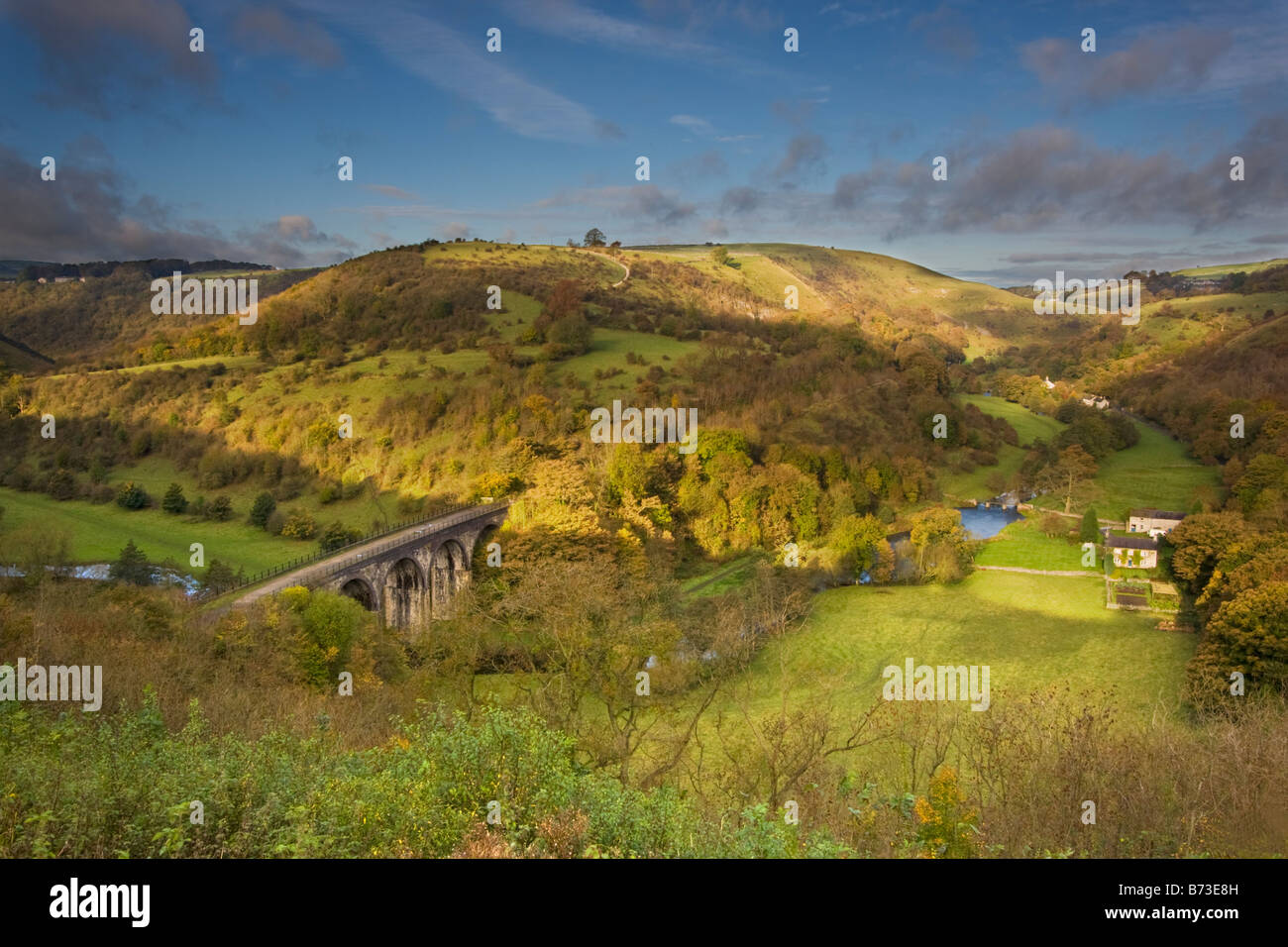 Monsall viaduct hi-res stock photography and images - Alamy
