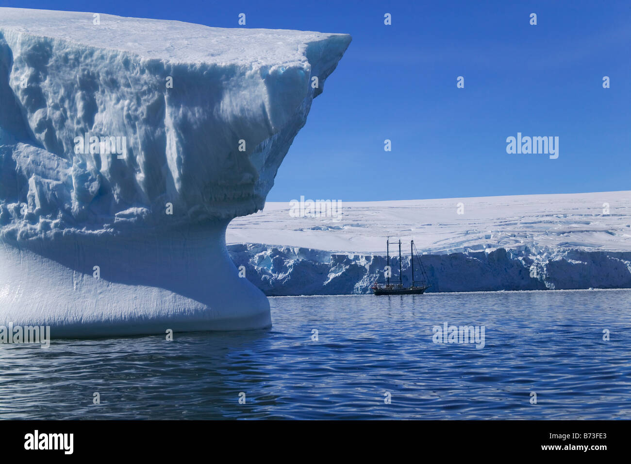 Iceberg ship not cruise hi-res stock photography and images - Alamy