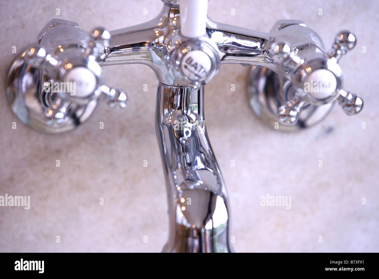 Spa tub tab hi-res stock photography and images - Alamy