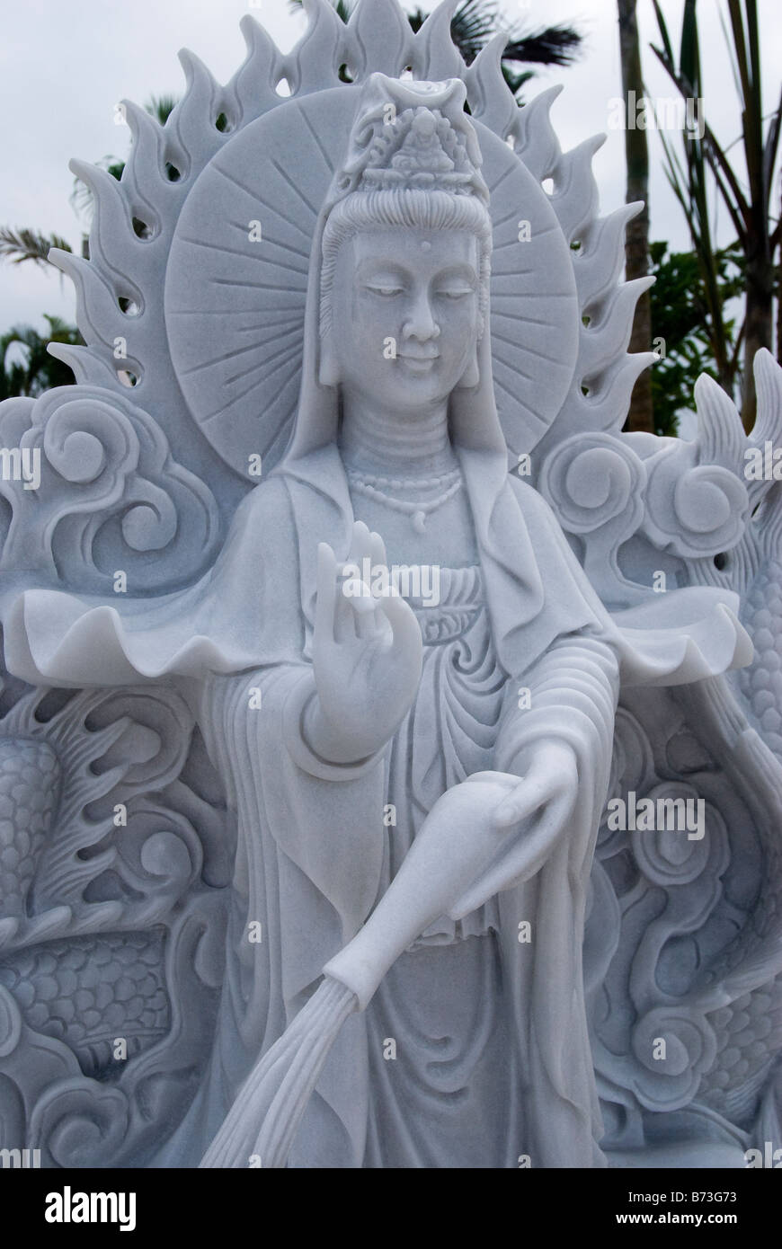 Vietnam - Vietnamese marble and porcelain Stock Photo - Alamy