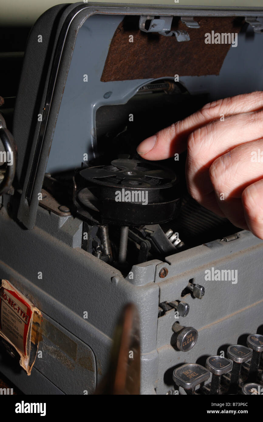 Repairing typewriter hi-res stock photography and images - Alamy