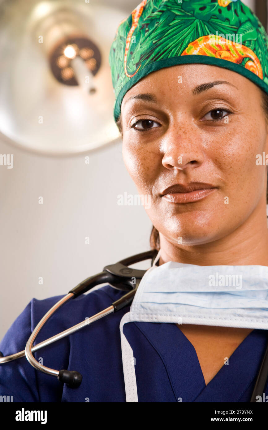 Medical worker portrait hi-res stock photography and images - Alamy