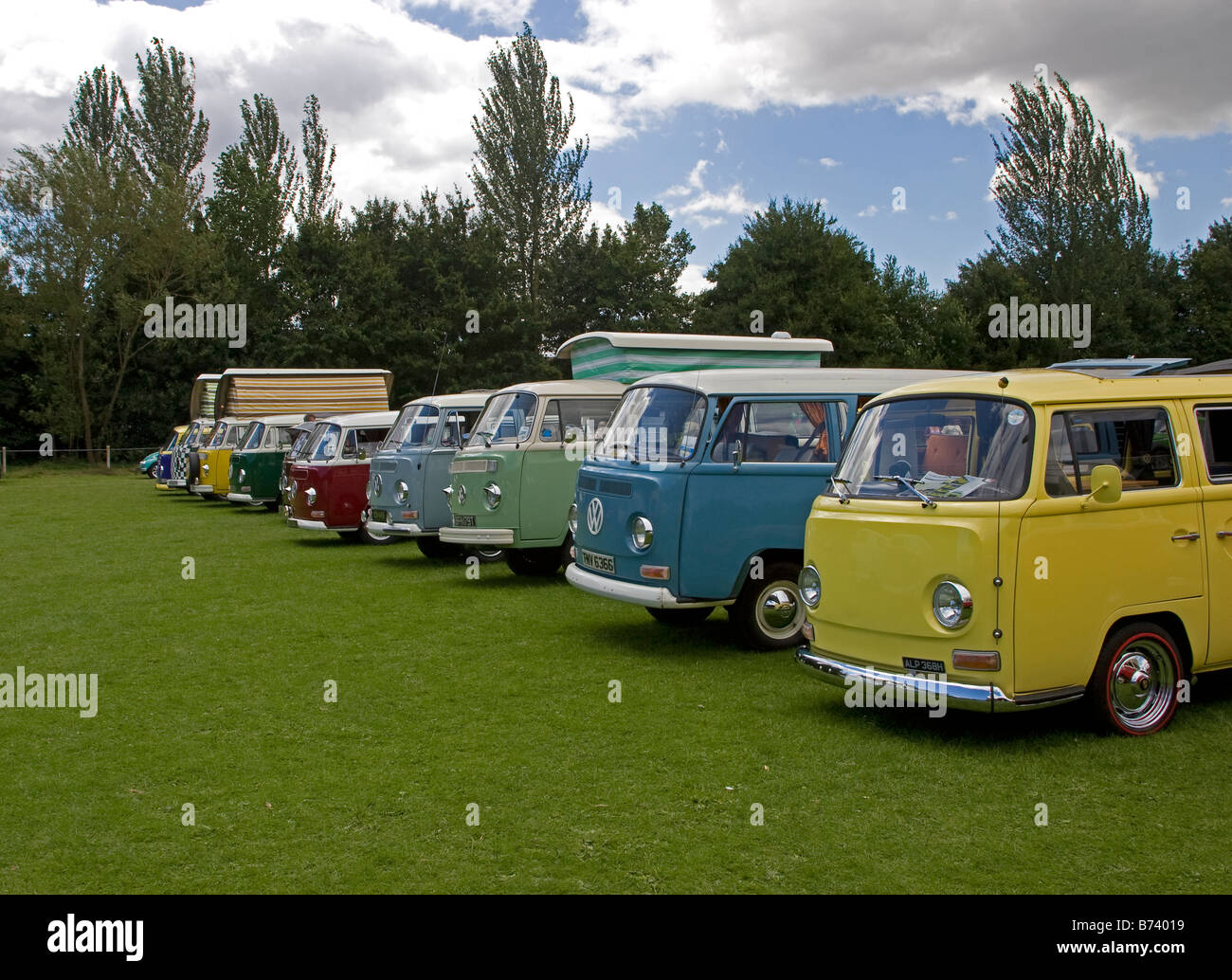 VW Camper Vans lined up at a VW show Stock Photo - Alamy