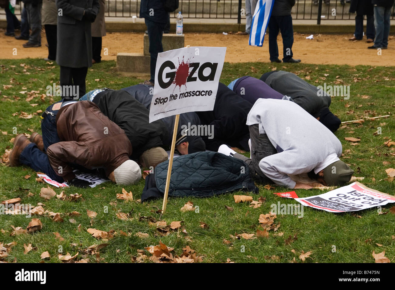 London england uk muslims hi-res stock photography and images - Alamy