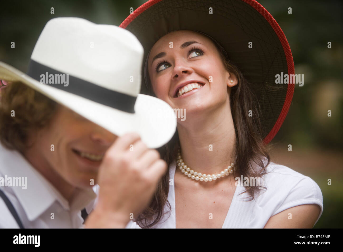 Young socialites hi-res stock photography and images - Alamy