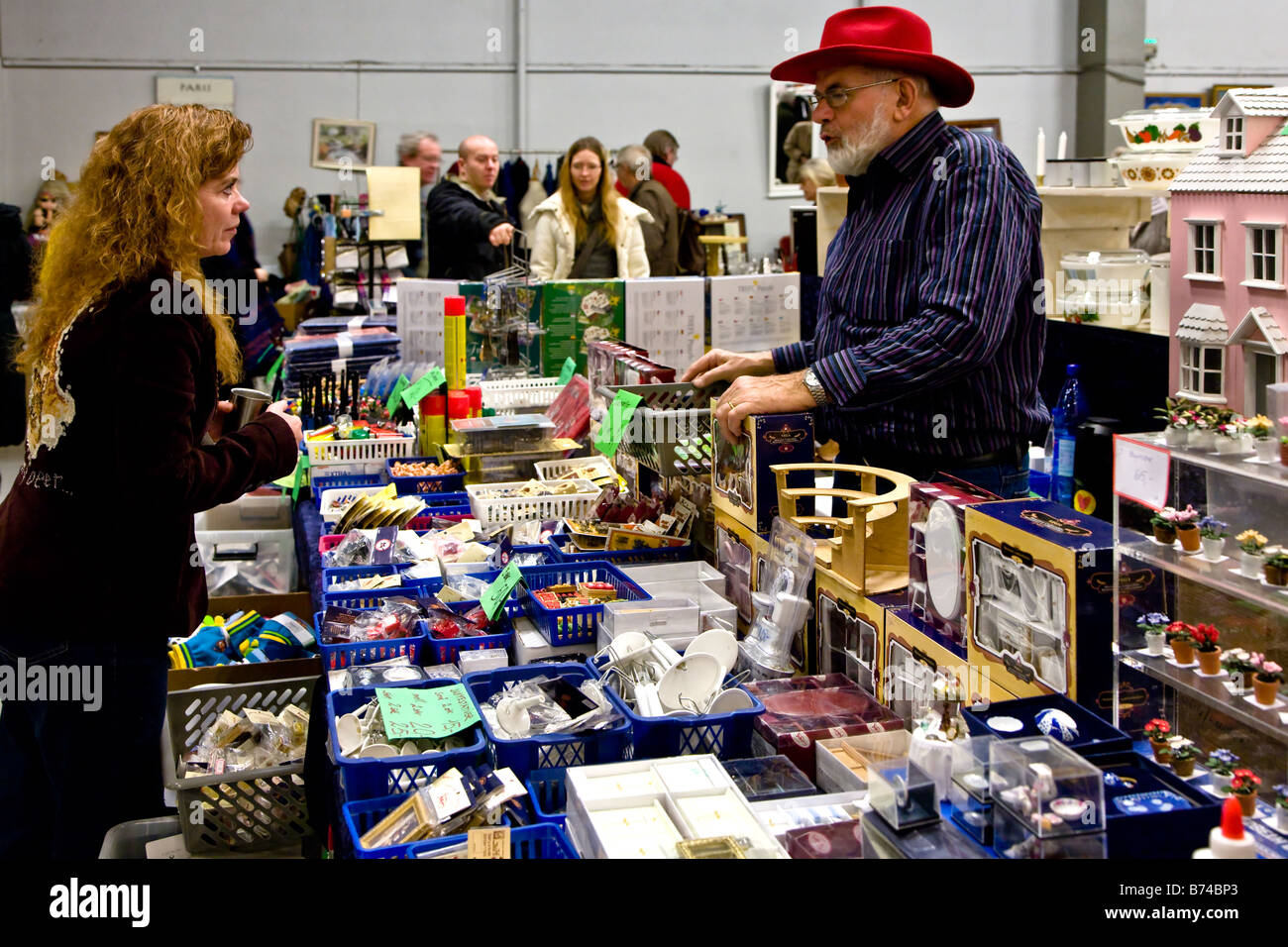 A stall at the flea market Stock Photo - Alamy