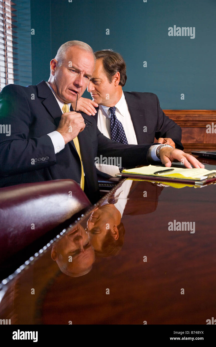 Serious conversation private hi-res stock photography and images - Alamy