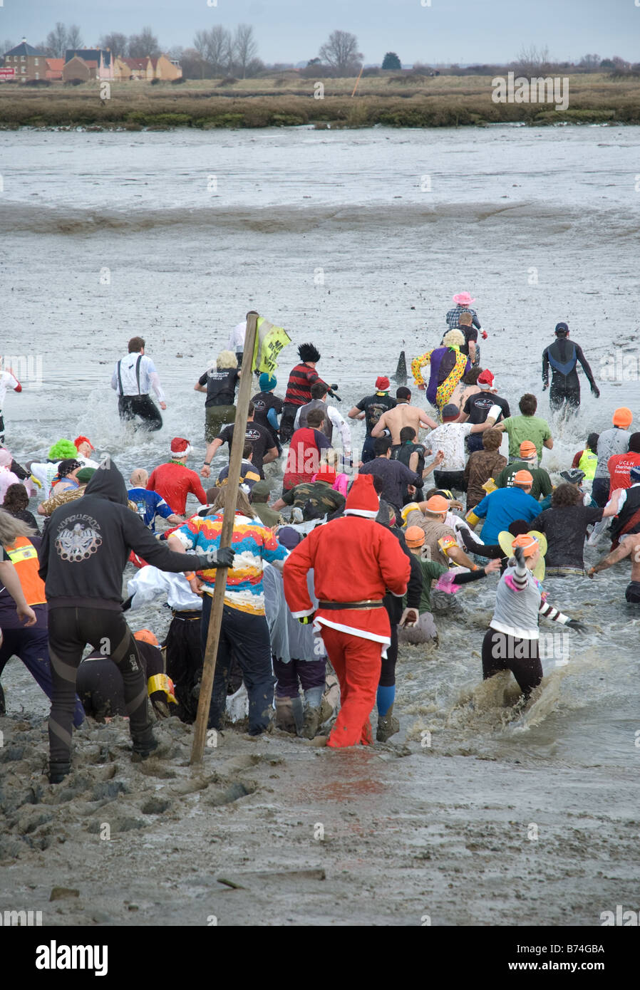maldon mud race Stock Photo - Alamy