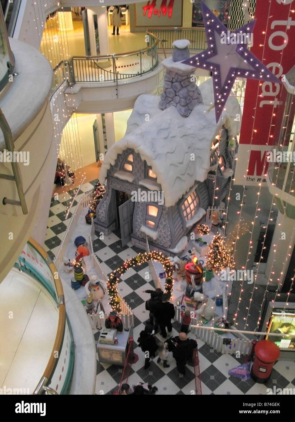 Castle mall in Norwich over Christmas Period, Norwich, UK Stock Photo ...