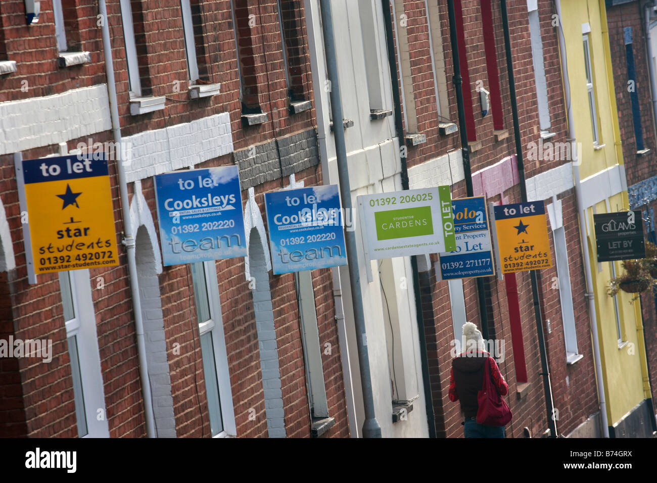 Property sale signs terrace hi-res stock photography and images - Alamy