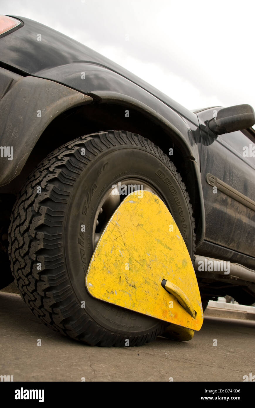 Boot wheel clamp hi-res stock photography and images - Alamy