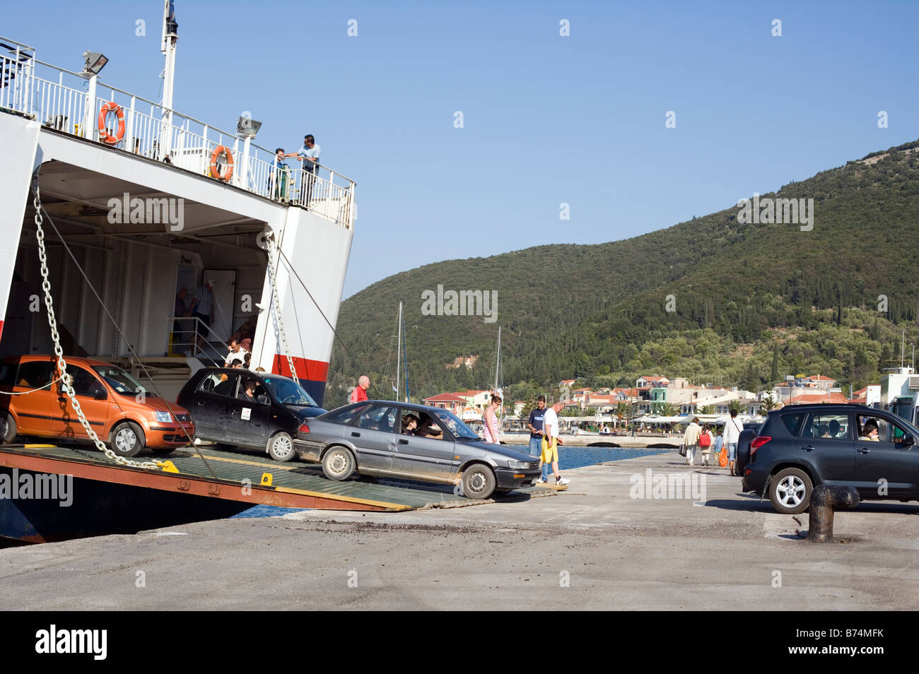 Unloading ferry hi-res stock photography and images - Alamy