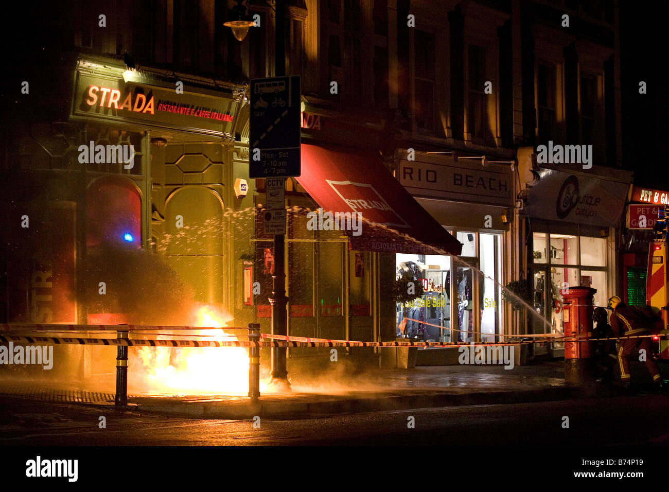Man fire engine hi-res stock photography and images - Alamy