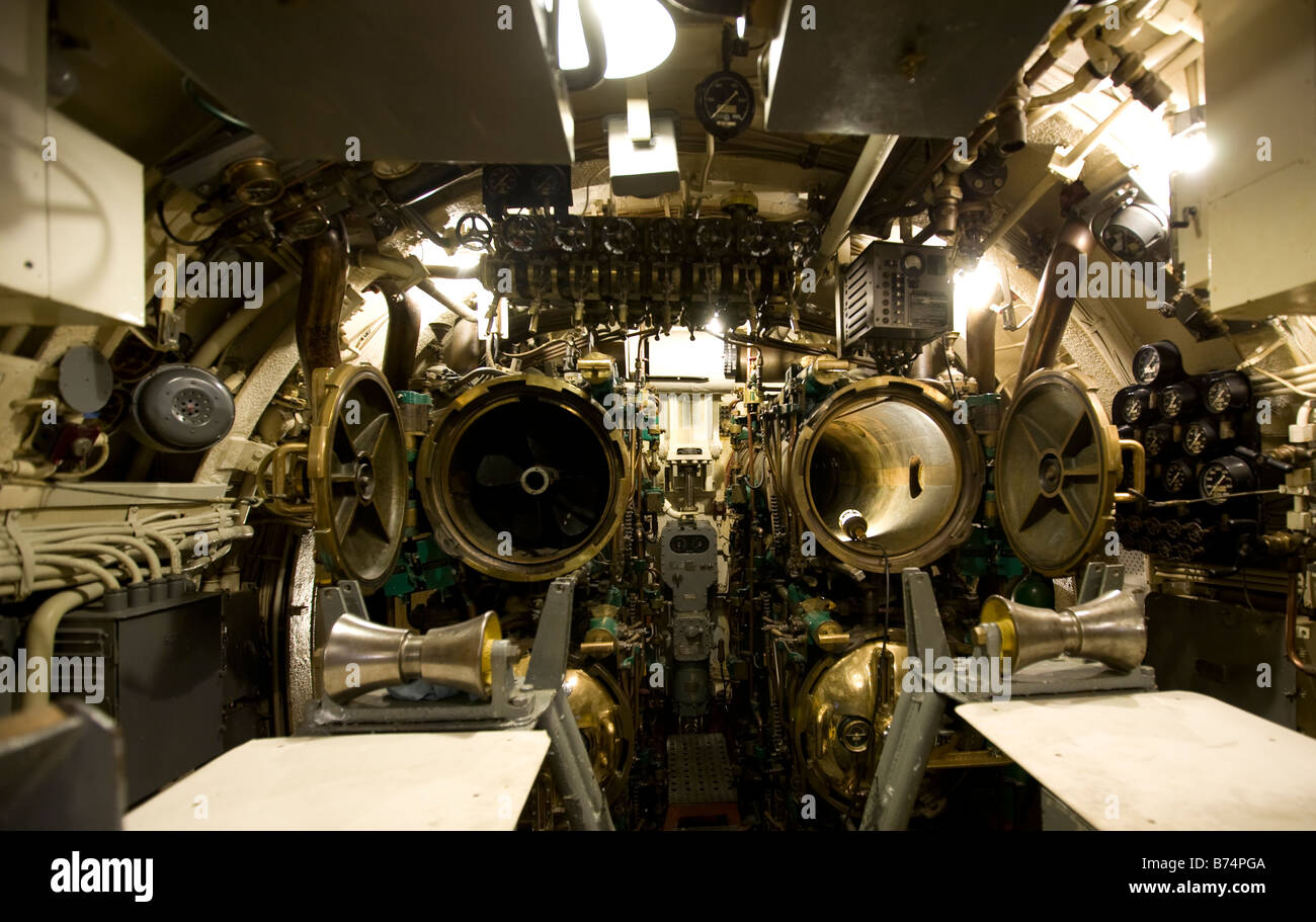 21-inch (533 mm) torpedo tubes aboard USS Pampanito Stock Photo - Alamy