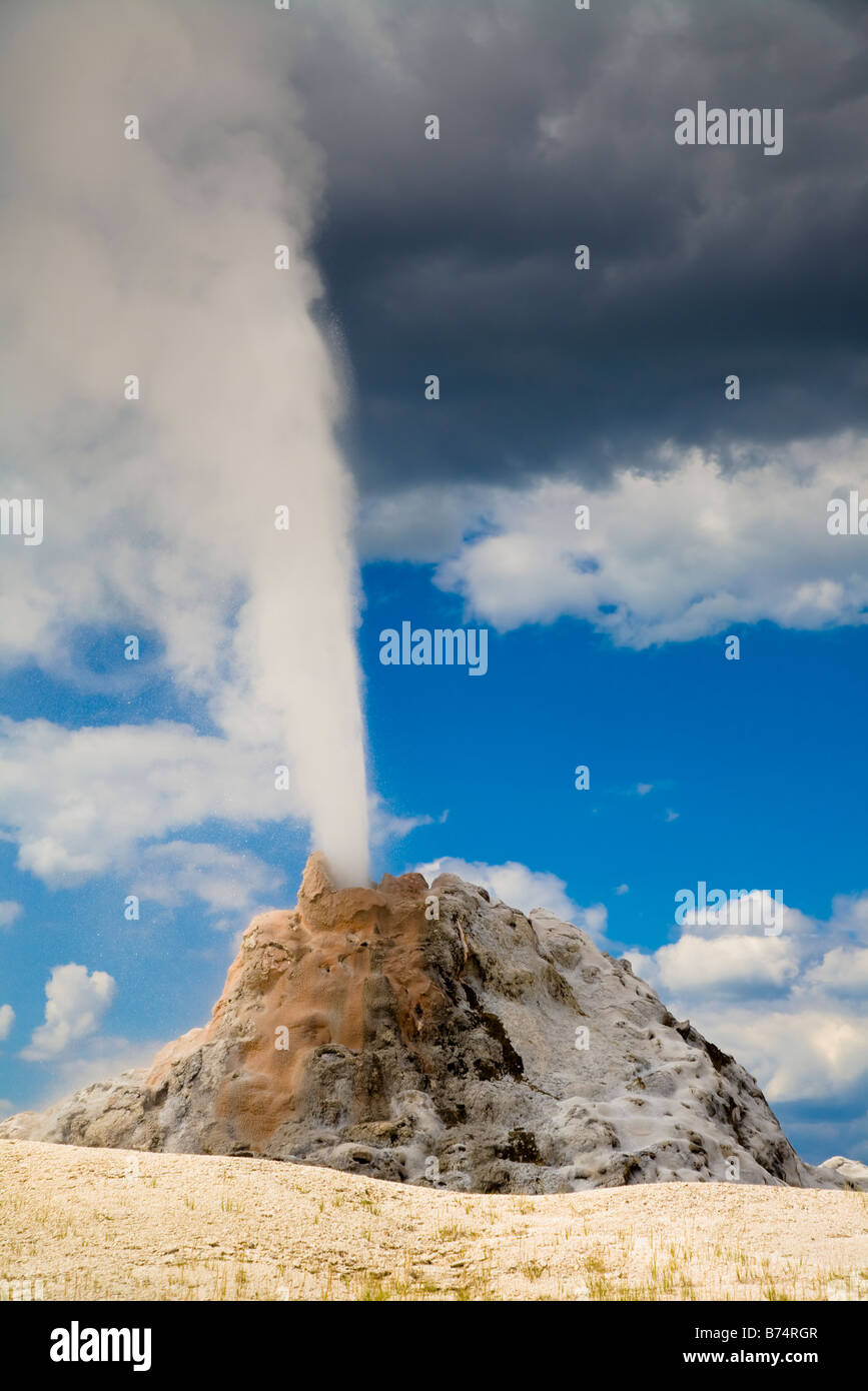 Firehole spring yellowstone hi-res stock photography and images - Alamy