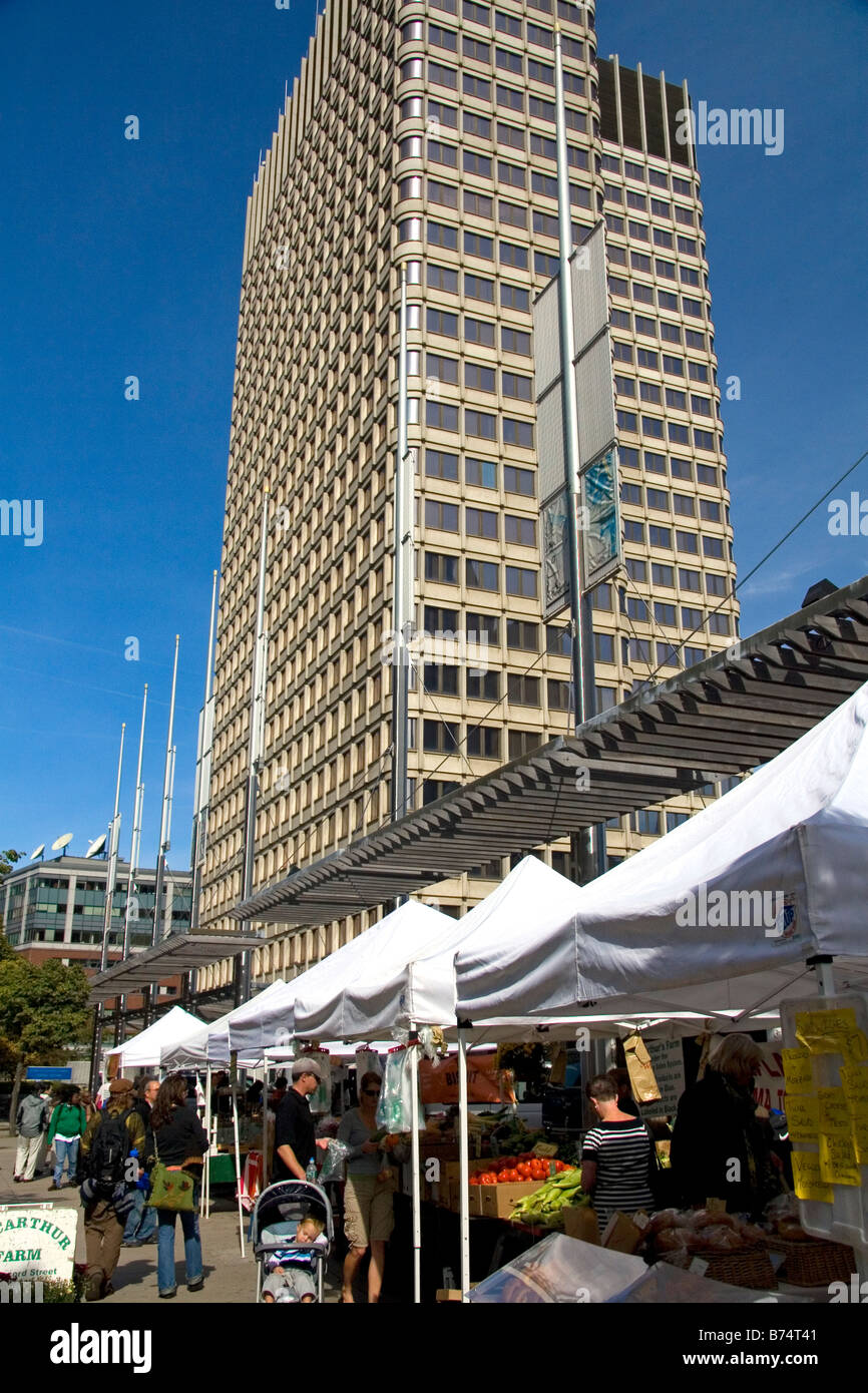 Downtown farmers market hi-res stock photography and images - Alamy