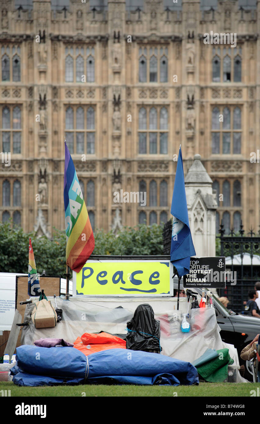 Anti war protestor hi-res stock photography and images - Alamy