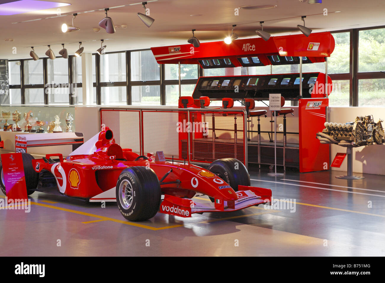 Ferrari store hi-res stock photography and images - Alamy