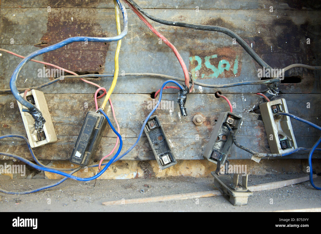 India village electricity hi-res stock photography and images - Alamy