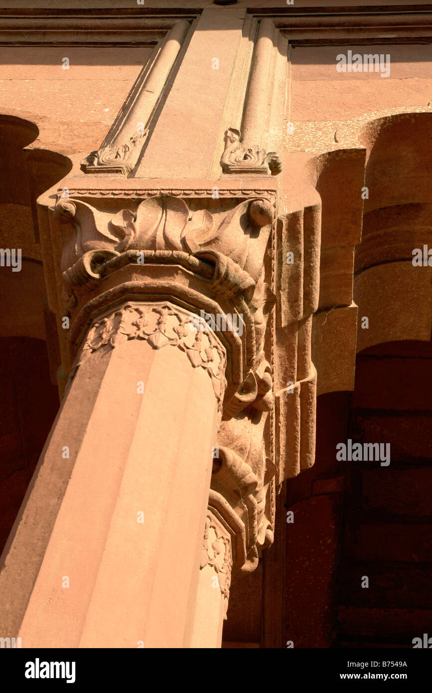 sandstone carved column detail at the diwan i am or hall of public ...