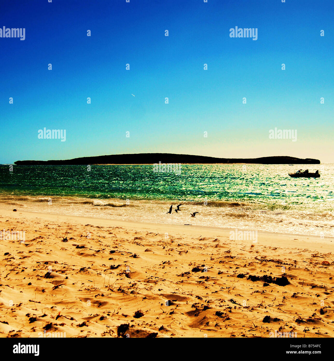 Island Off western Australia Stock Photo - Alamy