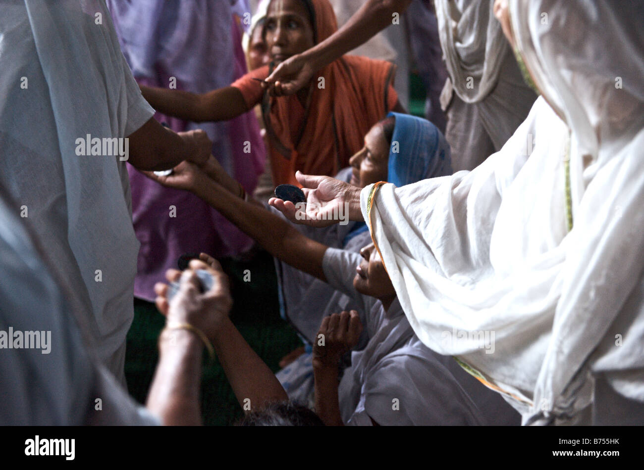 India Vrindavan the Sri Bagwan Bhajan Ashram for Widows Stock Photo - Alamy