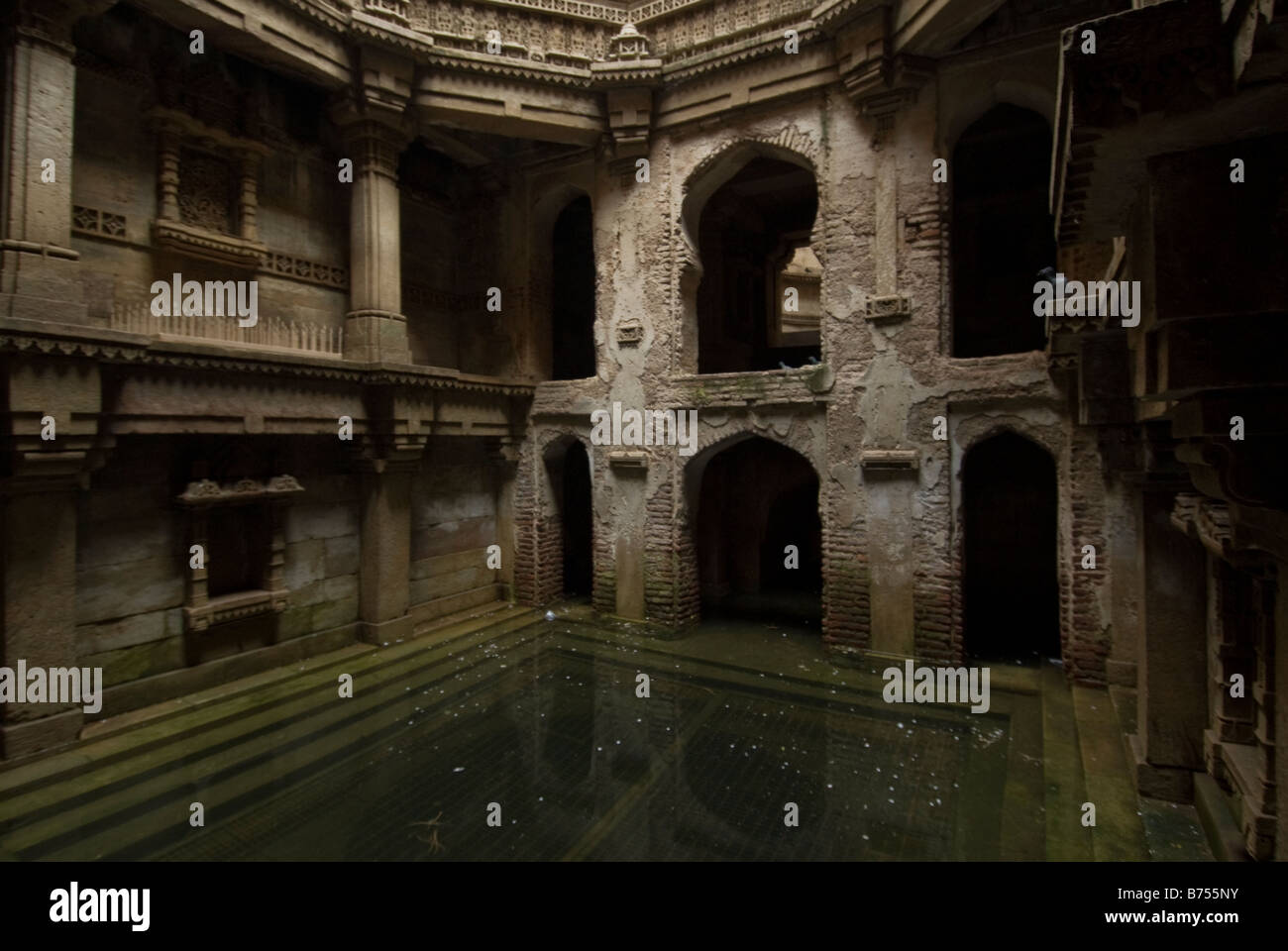 ADALAJ STEP WELL IN GUJARATH, INDIA Stock Photo - Alamy