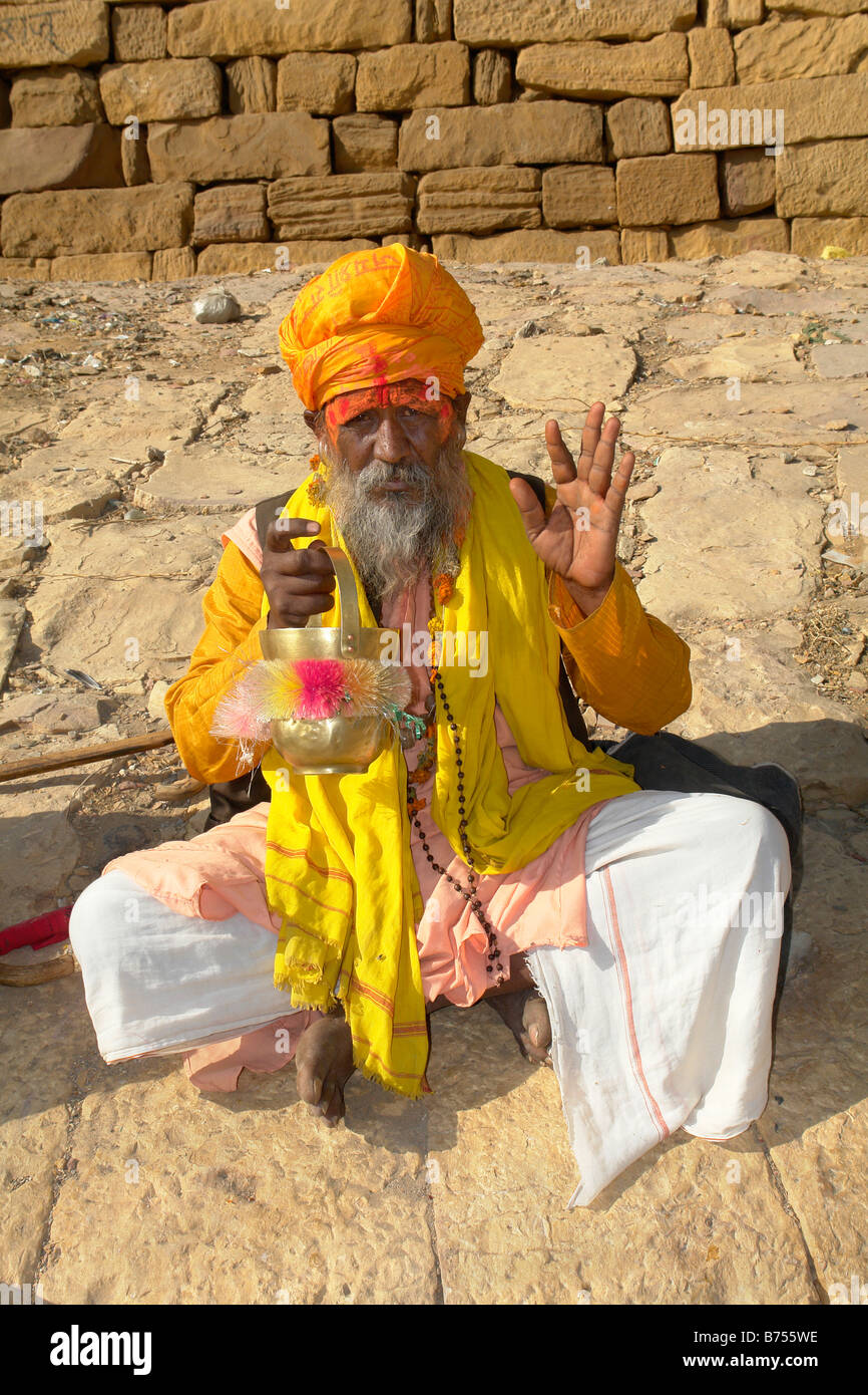 Indian man holy hi-res stock photography and images - Alamy