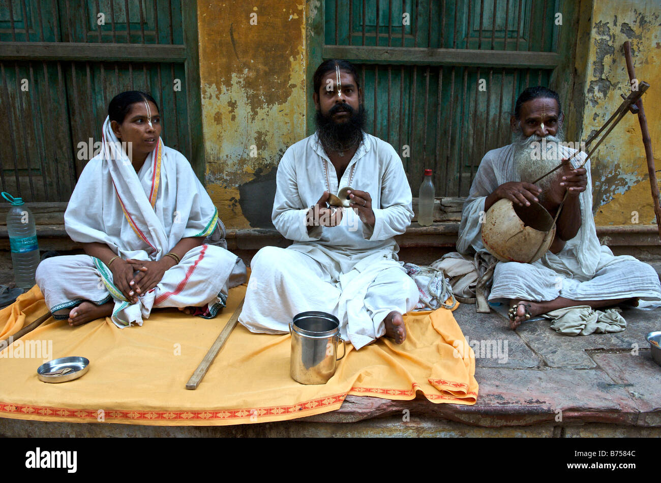 India Vrindavan a group of beggars Stock Photo - Alamy