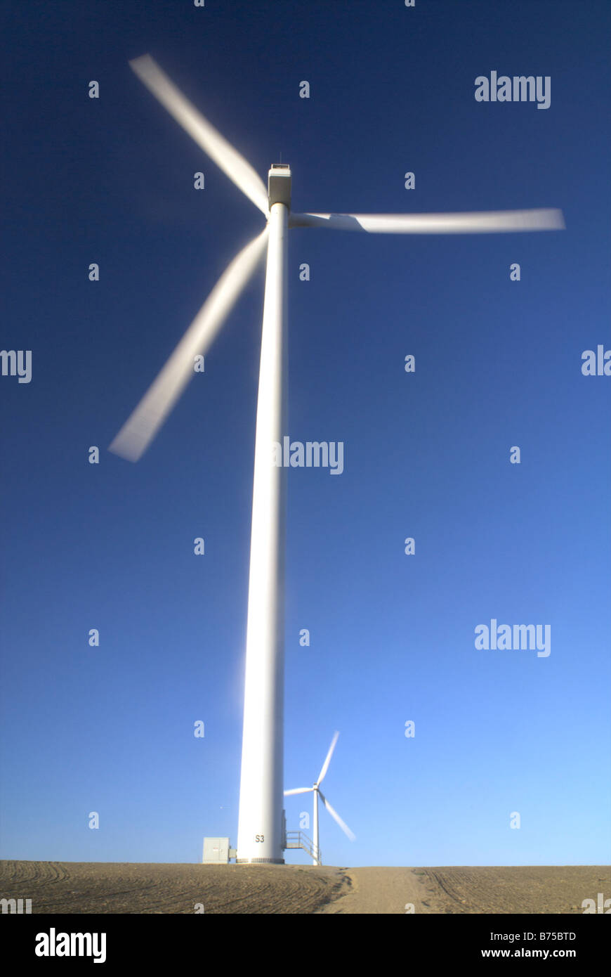 Wind turbine in motion hi-res stock photography and images - Alamy