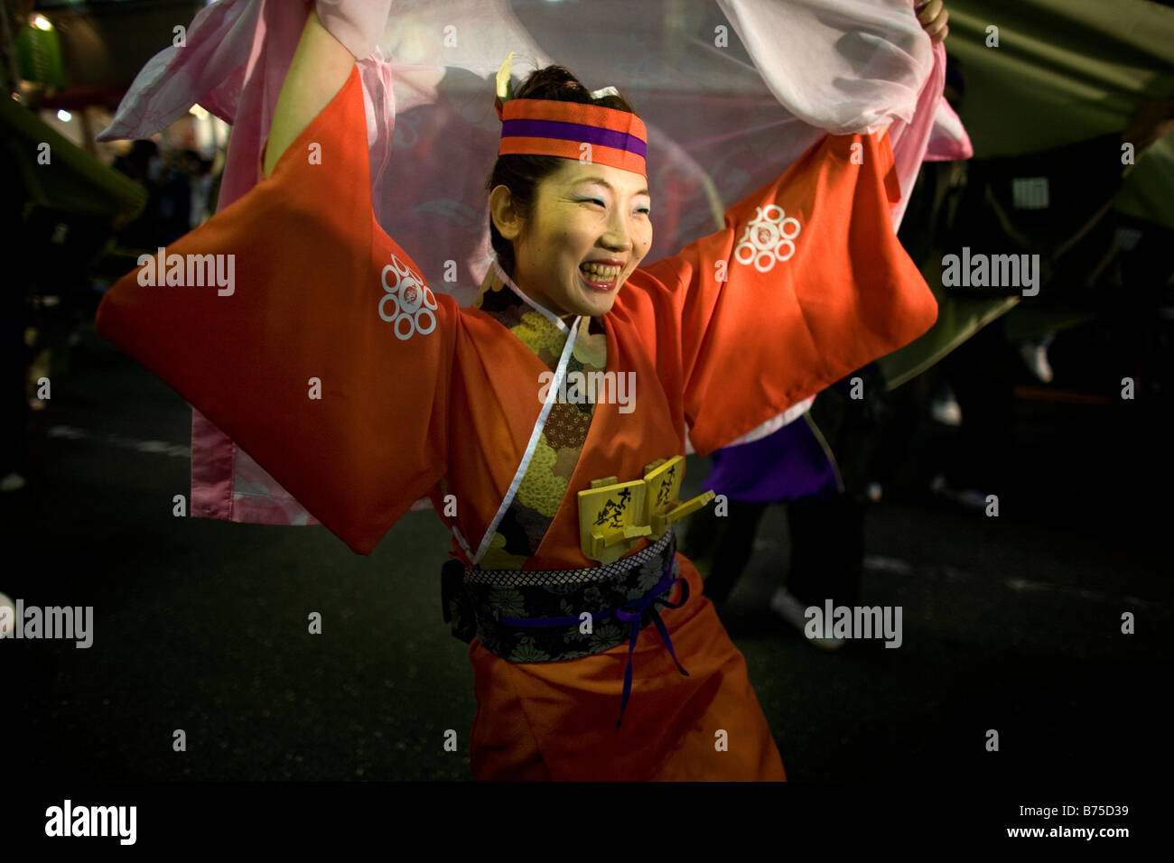 Female dancers japan hi-res stock photography and images - Alamy