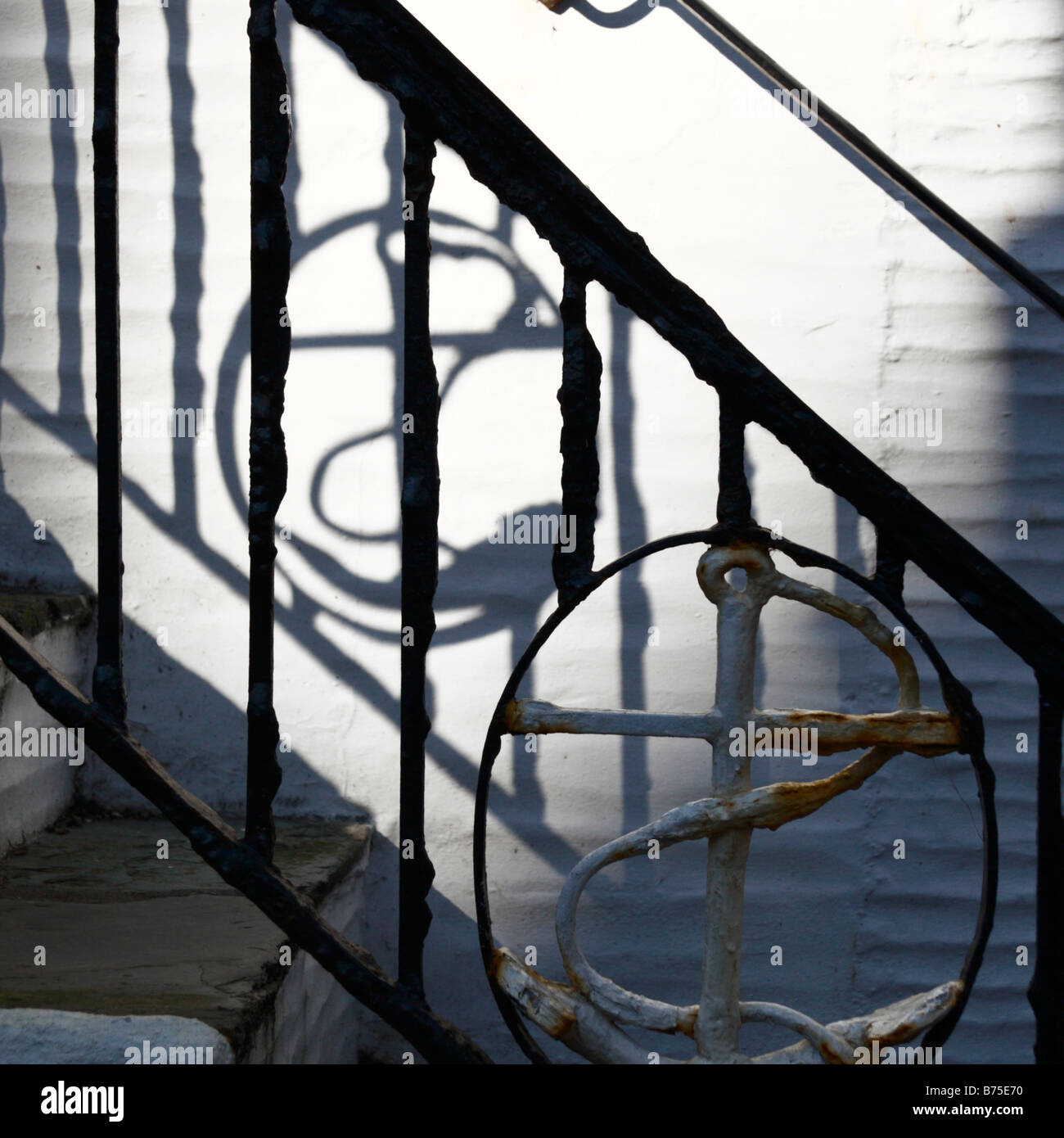 Railing with rust hi-res stock photography and images - Alamy