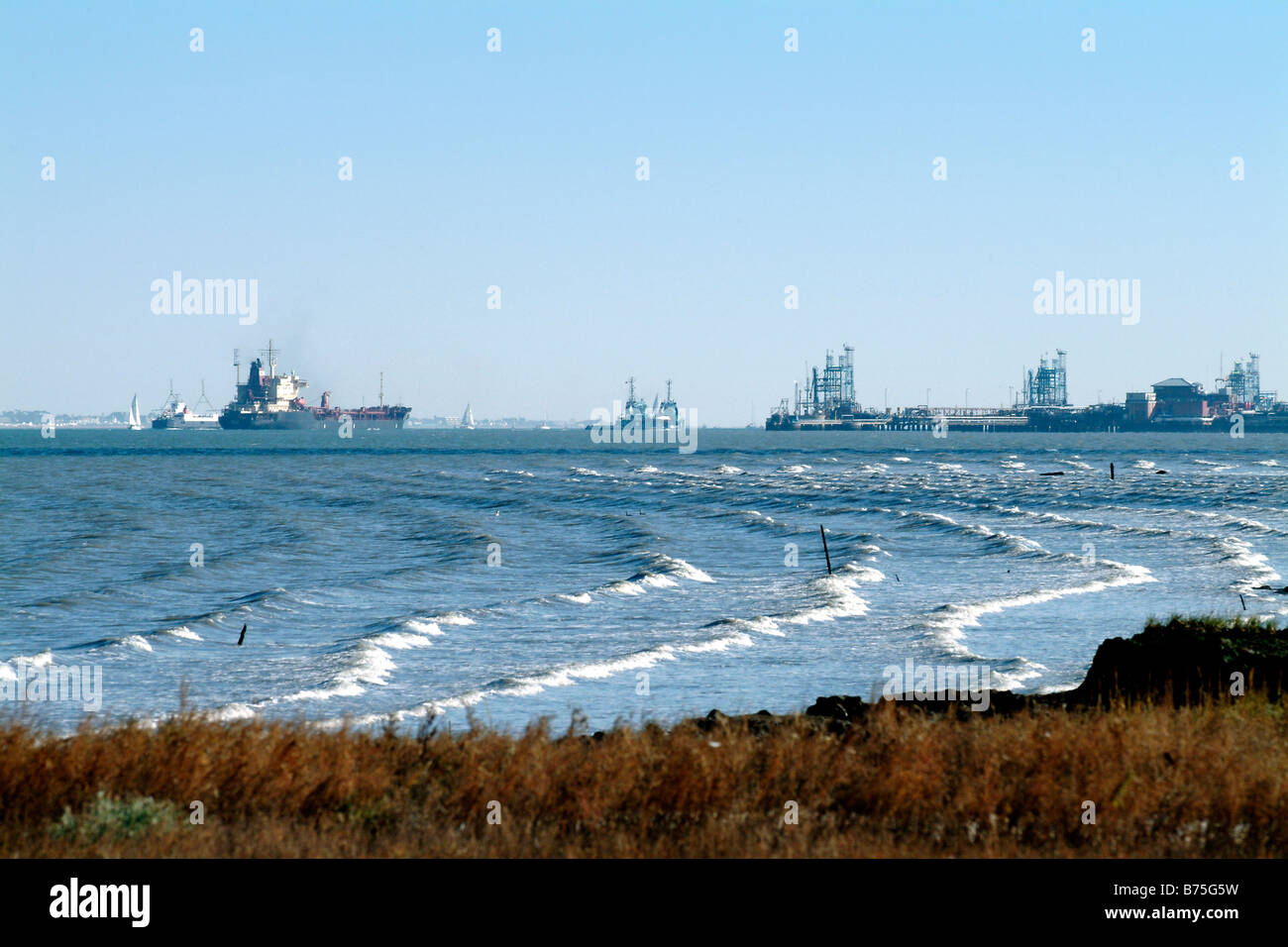 Marine Terminal at ExxonMobil Fawley oil refinery on Southampton Water ...