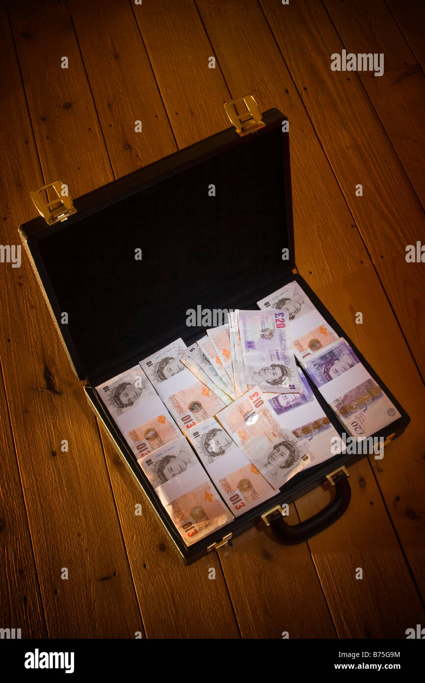 Money case hi-res stock photography and images - Alamy