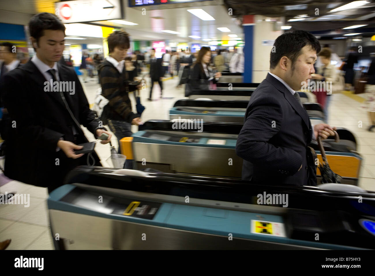 Subway gates tokyo japan hi-res stock photography and images - Alamy