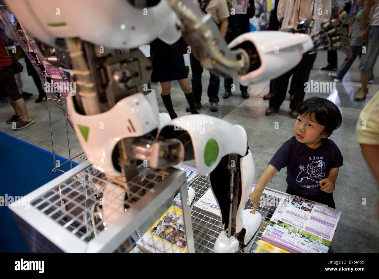 The first robot fair was held in Tokyo Japan on 11 oct 2008 The main ...