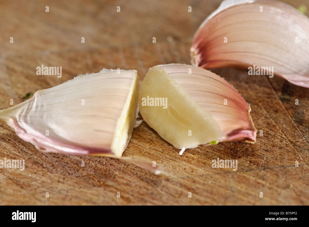 Garlic cross section hi-res stock photography and images - Alamy