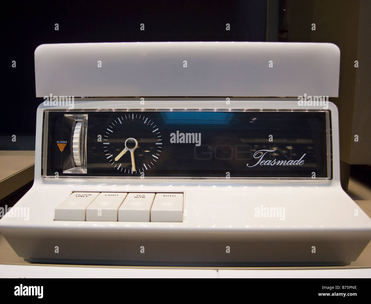 What would be a good modern teasmaid equivalent? : r/AskUK