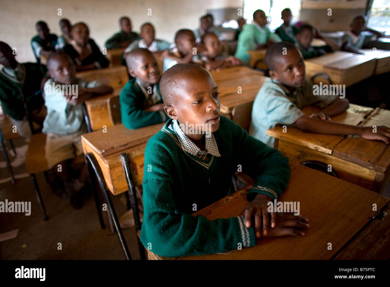 Kenya school classroom students hi-res stock photography and images - Alamy