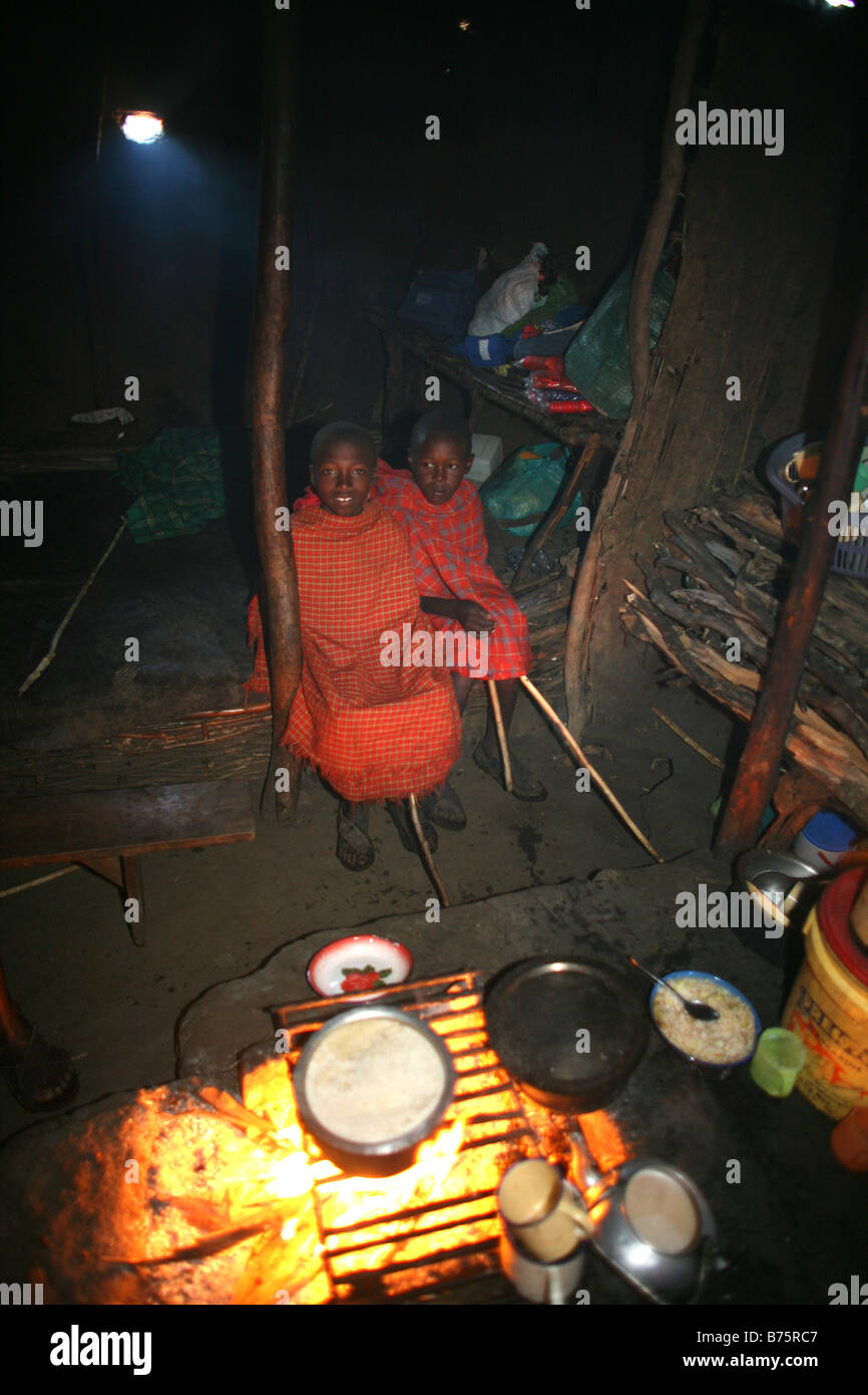 African village family meal hi-res stock photography and images - Alamy